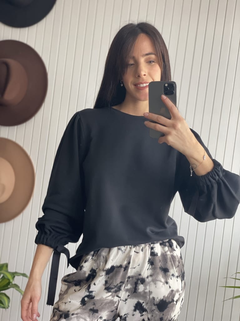 BUZO CLEO NEGRO - Vicca